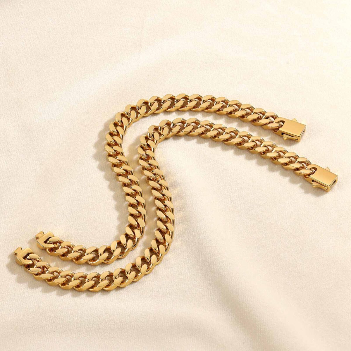 Custom Cuban Link Chain Bracelet [Gold, Silver] | FARUZO