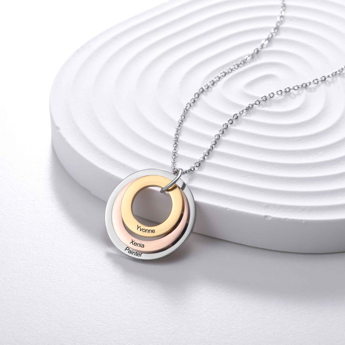 Personalized Mom Necklace - Engraved Necklace for Mom [2-3] | FARUZO