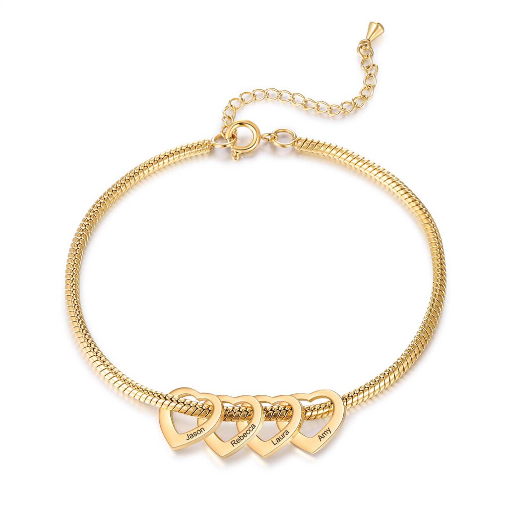 Heart Mom Charm Bracelet - Personalized Elegance | FARUZO