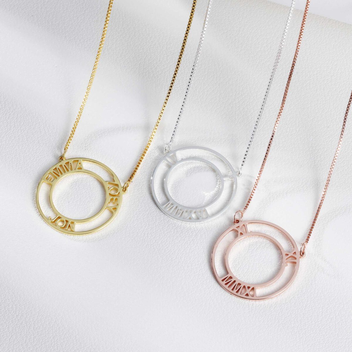 Circle Name Necklace [Multiple Names] | FARUZO